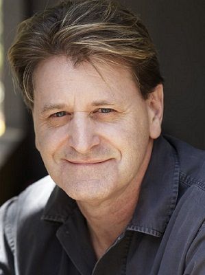 Robert Grubb - AdoroCinema