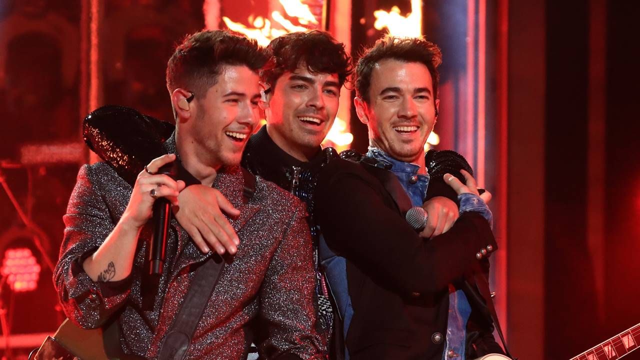 Documentário sobre Jonas Brothers ganha data de estreia - Notícias de ...