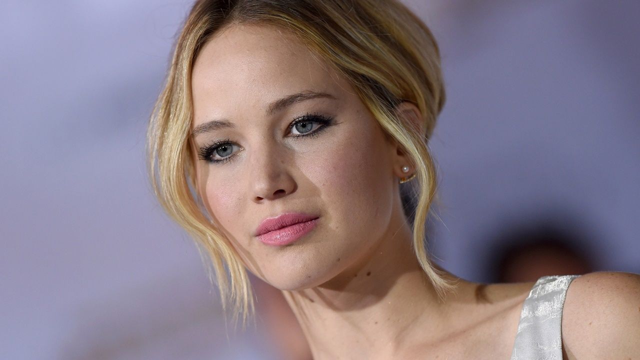 Jennifer Lawrence se machuca durante filmagens de nova comédia da ...