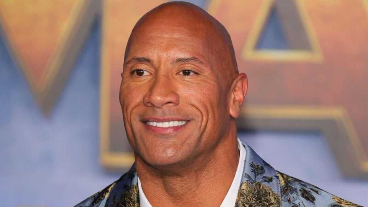 Dwayne Johnson diz ter sido confundido com meninas na infância ...