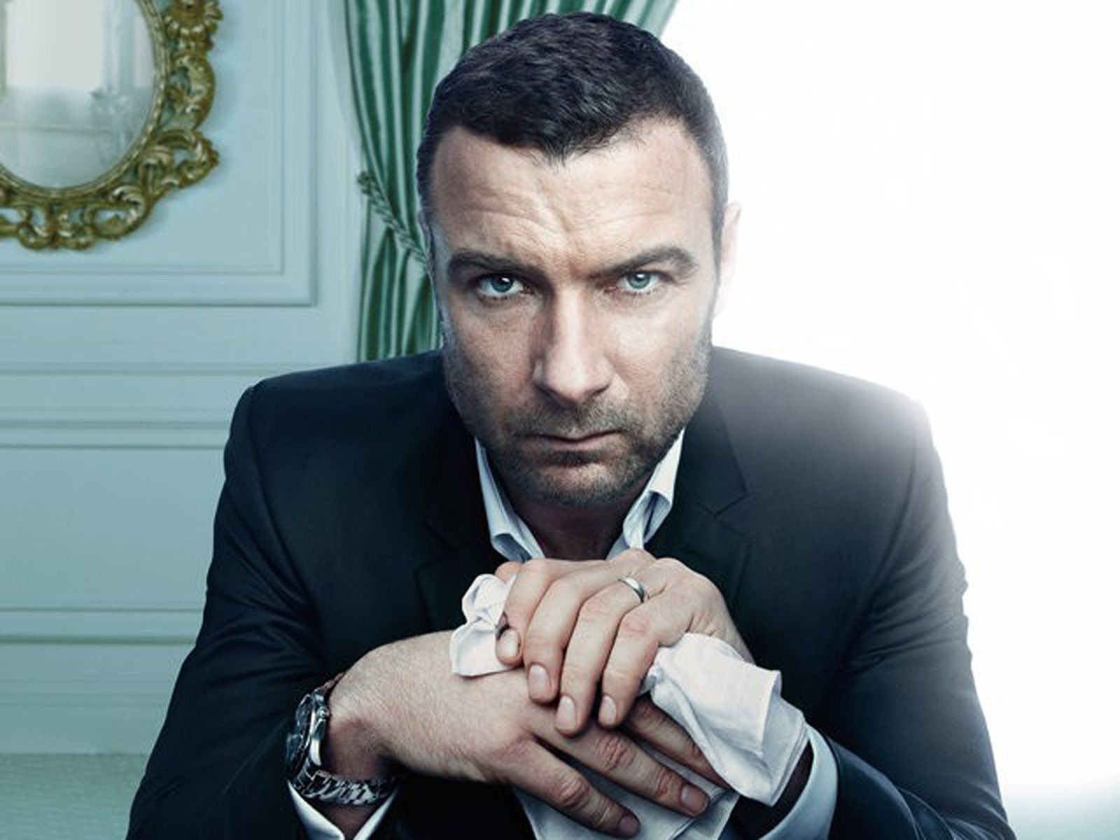 Ray Donovan : Ray Donovan : Fotos - 320 no 332 - AdoroCinema