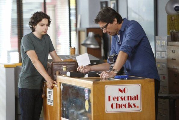 Parenthood : Parenthood : Fotos Max Burkholder, Ray Romano - 114 no 315 ...