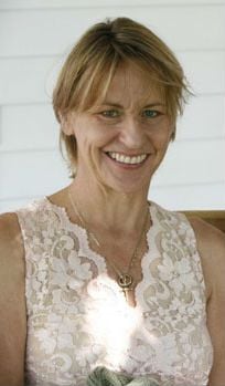 Sara Parriott - AdoroCinema