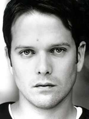 Nicholas Burns - AdoroCinema