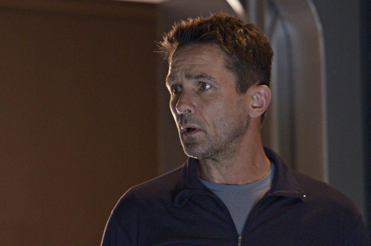 Helix : Helix : Fotos Billy Campbell - 72 no 129 - AdoroCinema