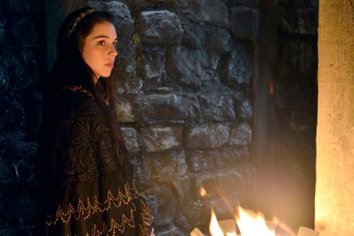 Reign : Reign : Fotos Adelaide Kane - 172 no 327 - AdoroCinema