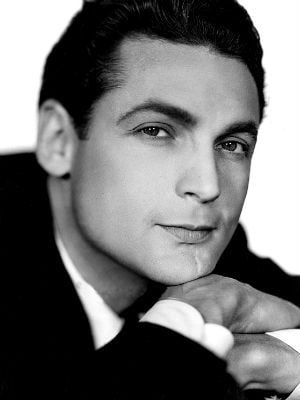 Charles Farrell - AdoroCinema