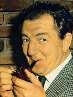 Rupert Davies - AdoroCinema