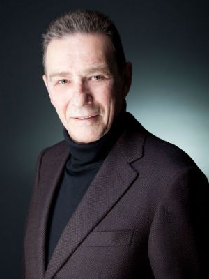 Héctor Colomé - AdoroCinema