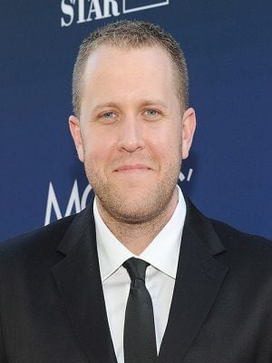 Jonathan Erwin's Instagram, Twitter & Facebook on IDCrawl