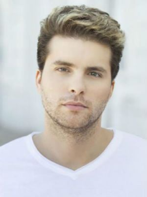 Thiago Fragoso - AdoroCinema