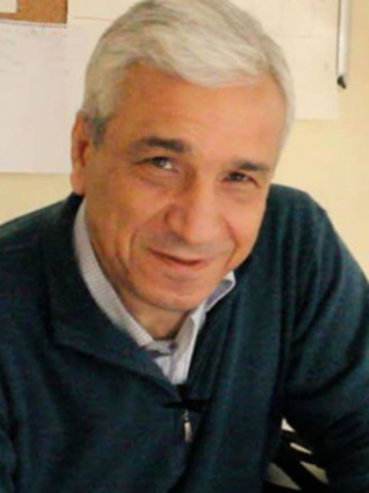Yassin Haj Saleh - AdoroCinema