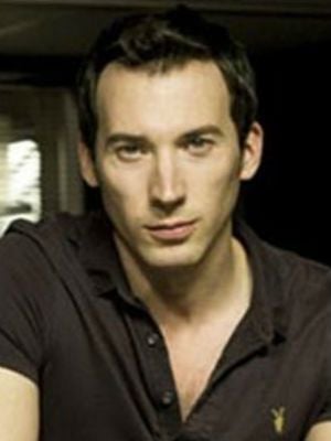 David Caves - AdoroCinema