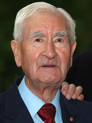 Bill Pertwee - AdoroCinema