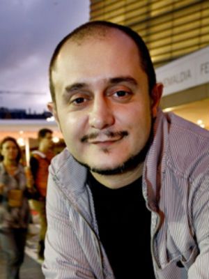 Roberto Castón - AdoroCinema