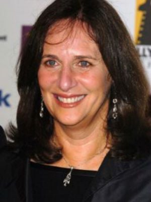 Lucy Fisher - AdoroCinema