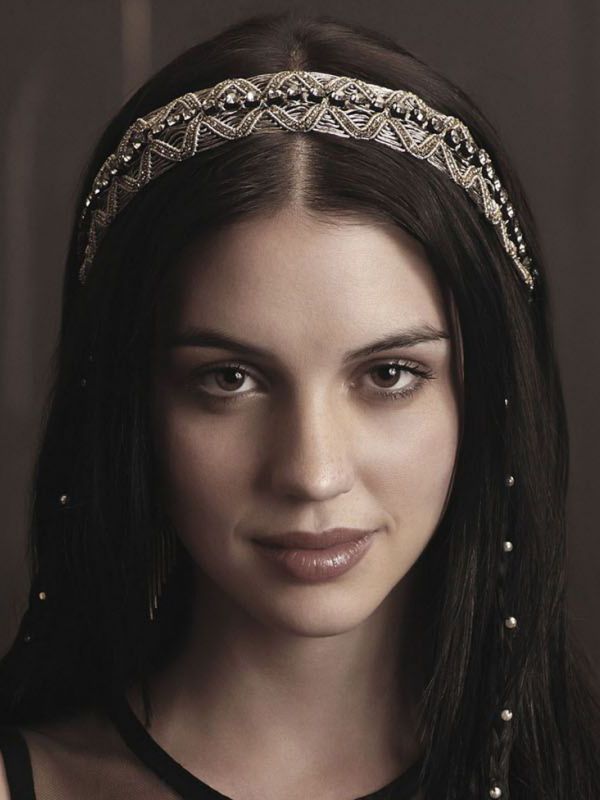Adelaide Kane - AdoroCinema
