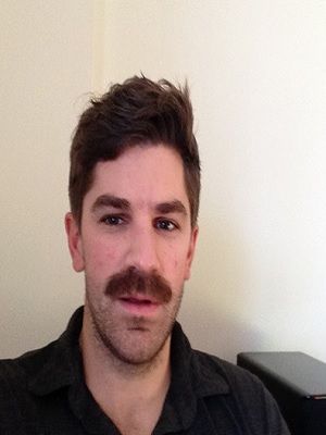 Evan Johnson - AdoroCinema