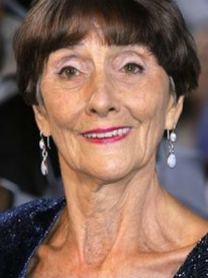 June Brown - AdoroCinema