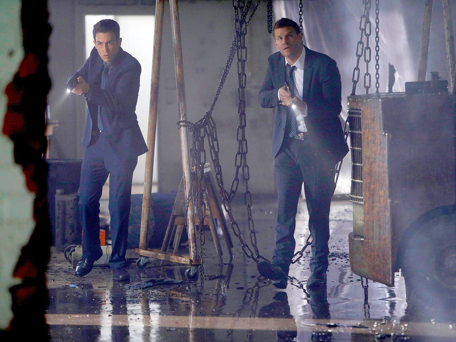 Bones : Bones : Fotos David Boreanaz - 86 no 633 - AdoroCinema