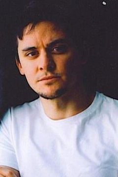 James Cade - AdoroCinema