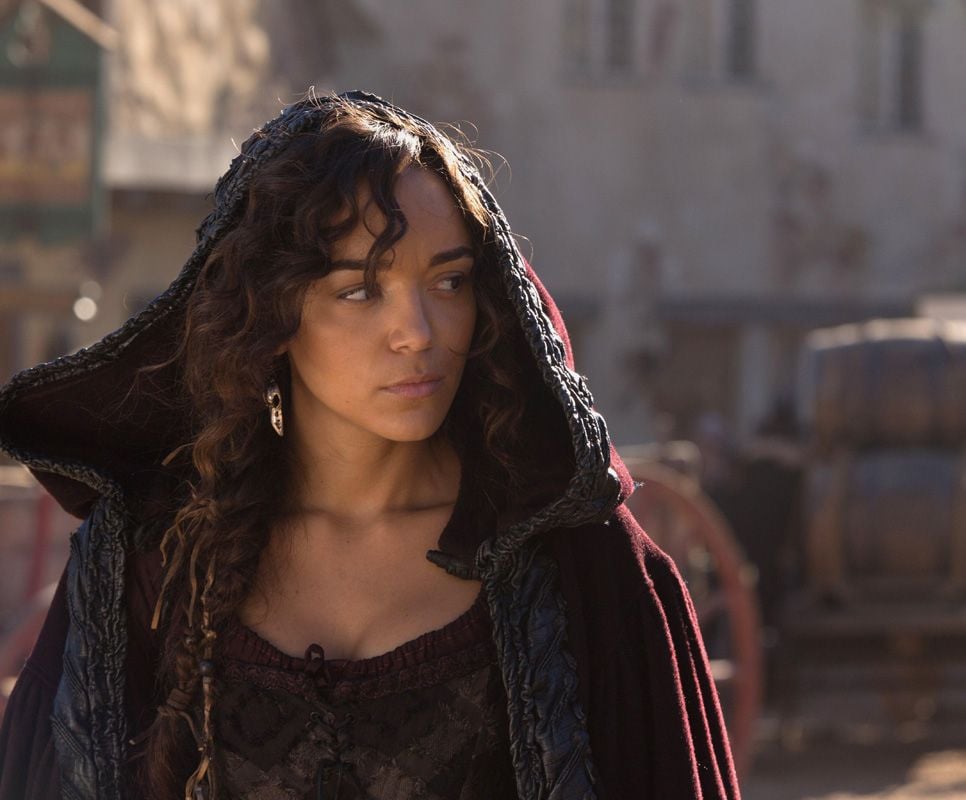 Salem : Salem : Fotos Ashley Madekwe - 78 no 120 - AdoroCinema