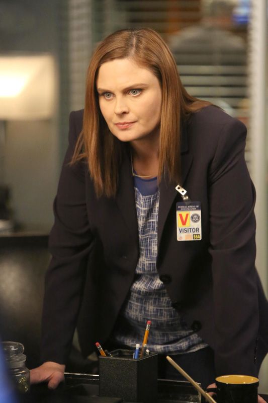 Bones : Bones : Fotos Emily Deschanel - 51 no 633 - AdoroCinema