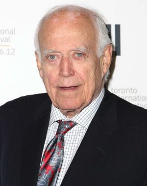 George R. Robertson - AdoroCinema