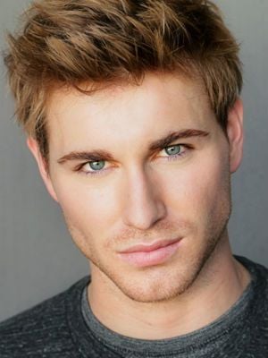 Wes Aderhold - AdoroCinema