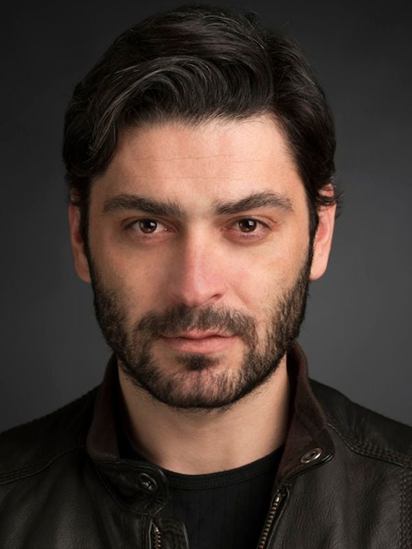 Ozan Akbaba - AdoroCinema