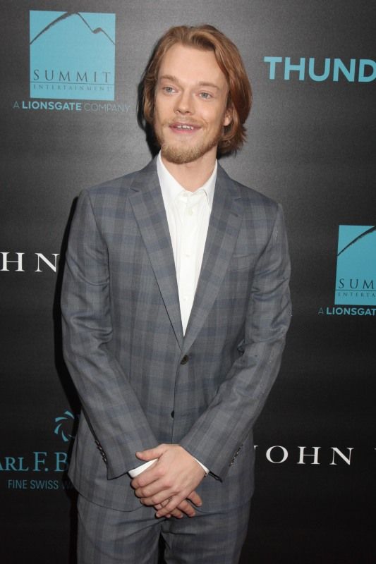 Foto de Alfie Allen - Revista Alfie Allen - Foto 21 de 26 - AdoroCinema