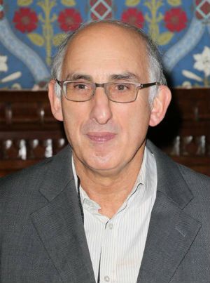David M. Thompson - AdoroCinema