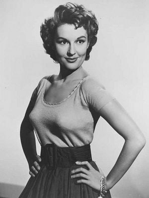 Dianne Foster - AdoroCinema