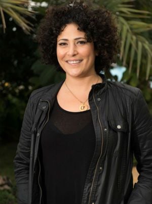 Amber Fares - AdoroCinema