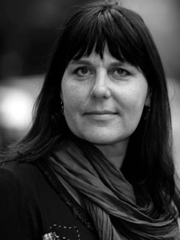 Ines Tanovic - AdoroCinema