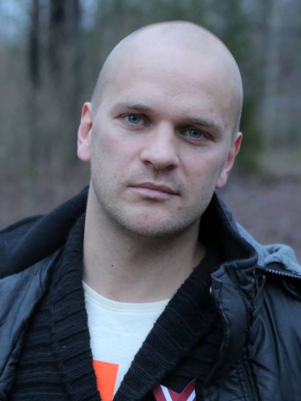 Lauris Dzelzitis - AdoroCinema