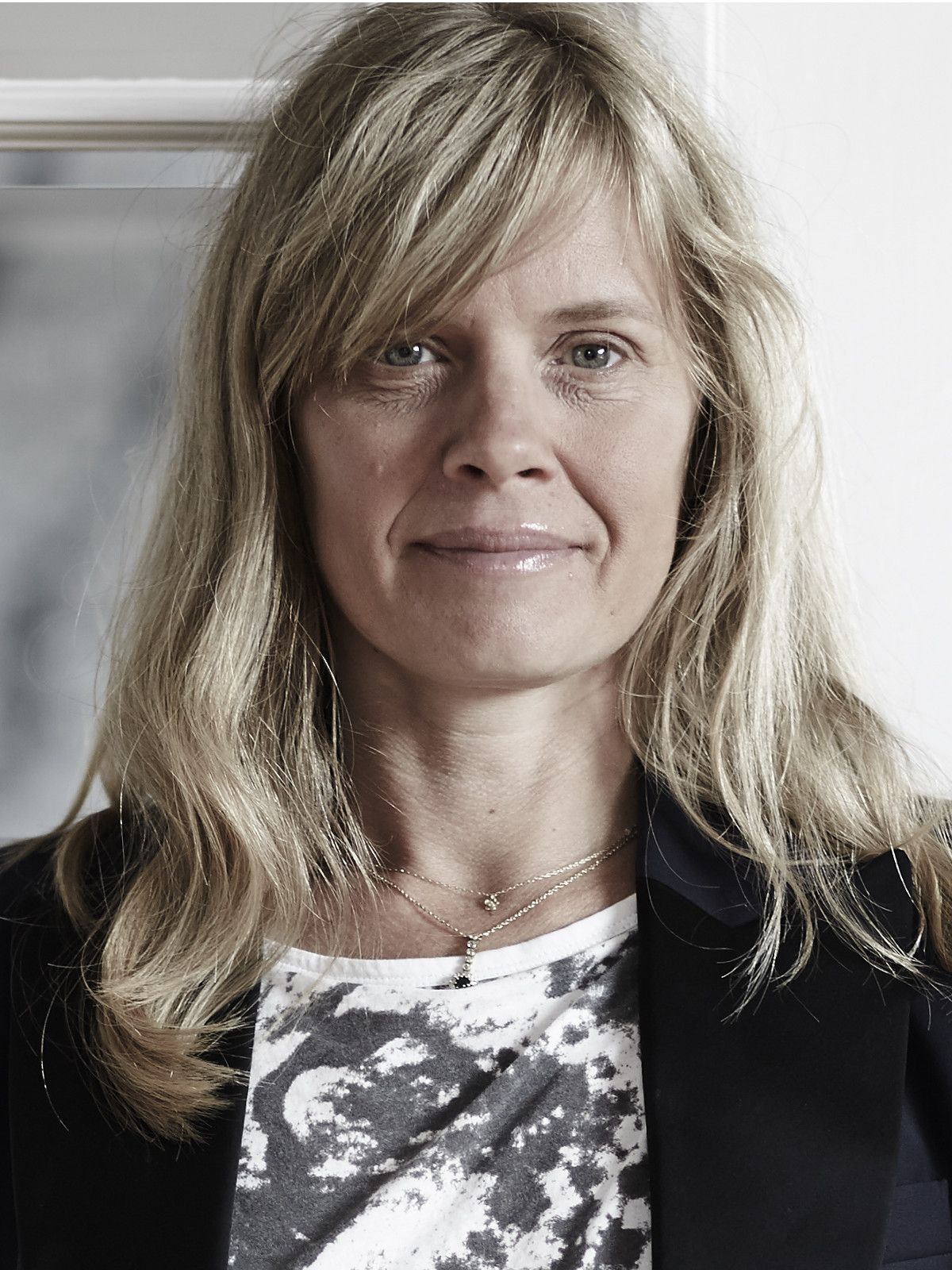 Mikala Krogh - AdoroCinema