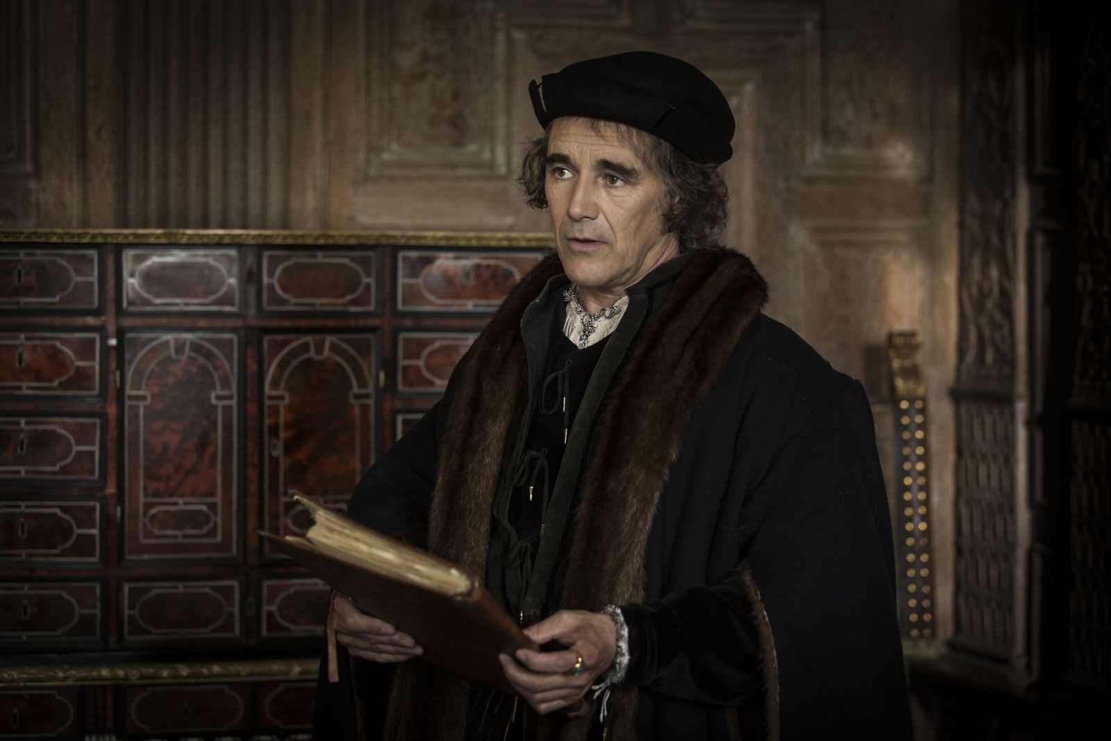 Wolf Hall : Fotos Mark Rylance - 5 no 16 - AdoroCinema