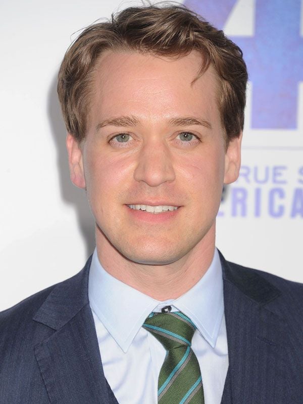 T.R. Knight : seus Filmes e séries em streaming - AdoroCinema