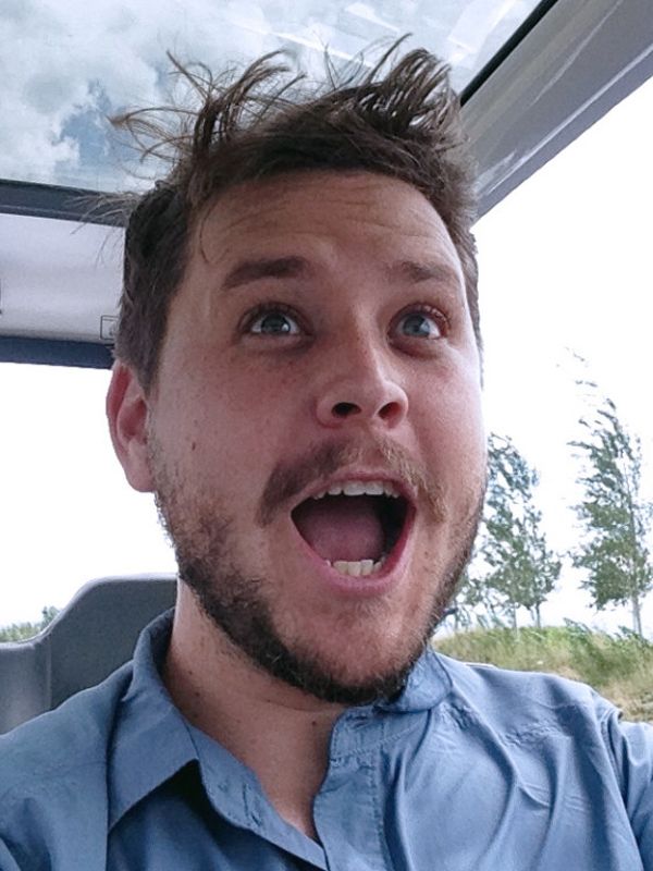 Andrew Hevia - AdoroCinema