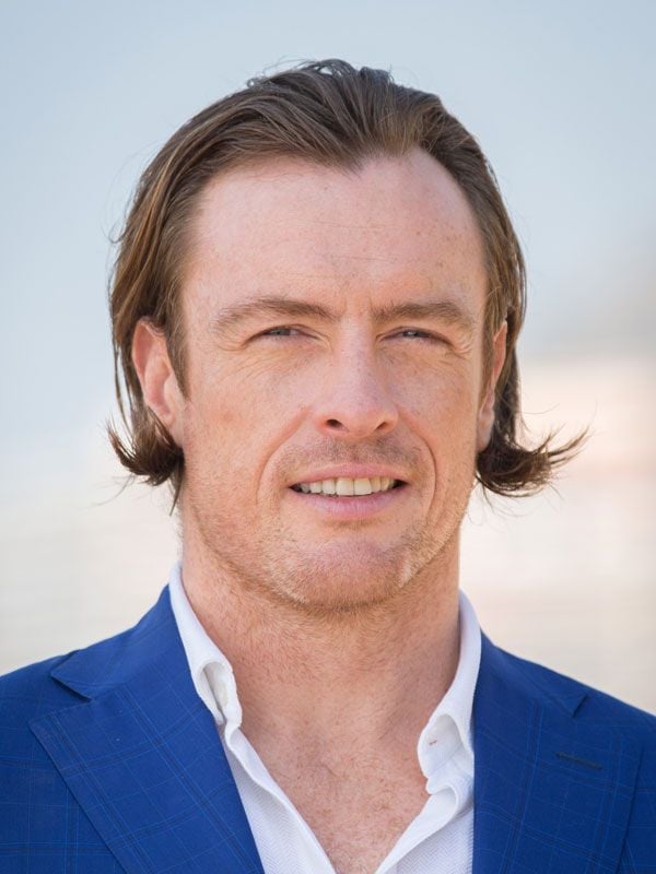 Toby Stephens - AdoroCinema