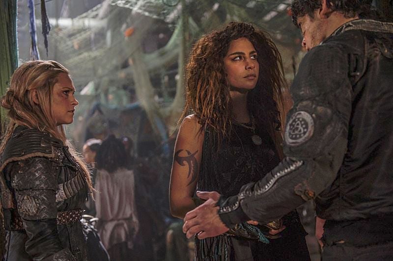 Foto de Nadia Hilker - The 100 : Fotos Eliza Taylor, Nadia Hilker ...