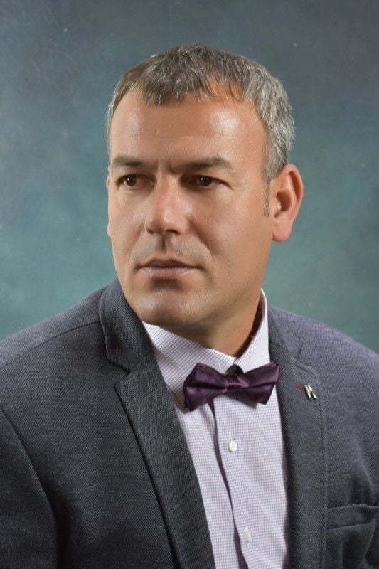 Faton Bajraktari - AdoroCinema