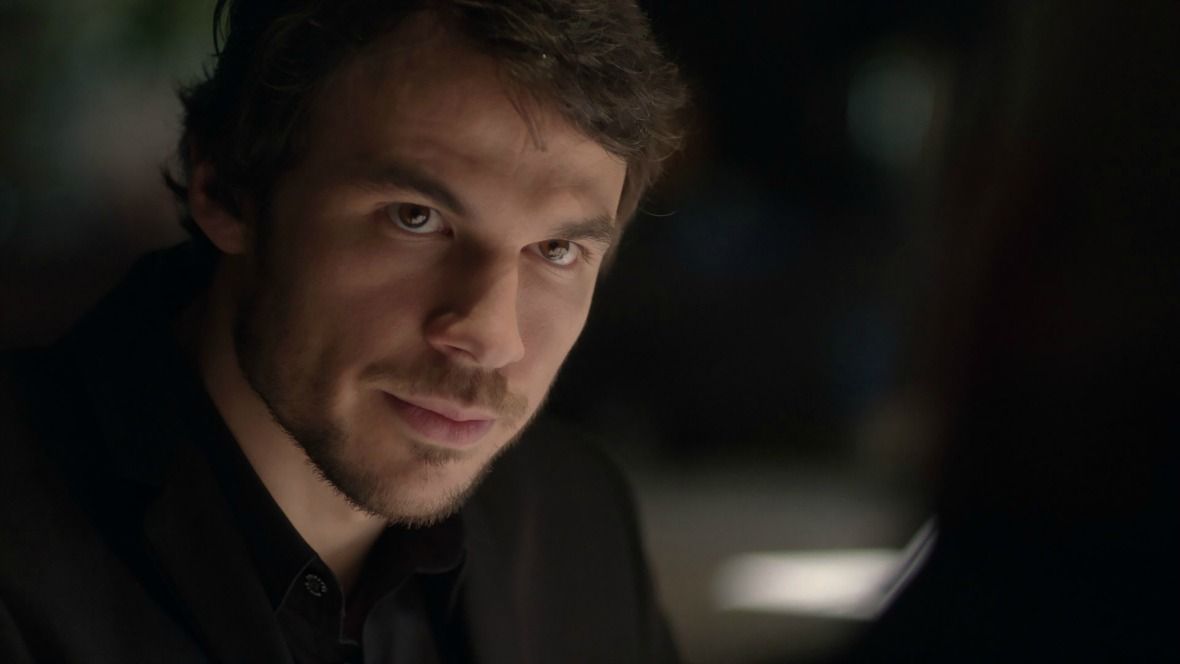 Undercover : Undercover : Fotos - 1 no 3 - AdoroCinema