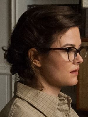 Erin Boyes - AdoroCinema