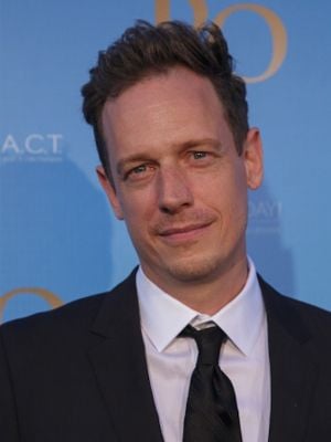 John Asher - AdoroCinema