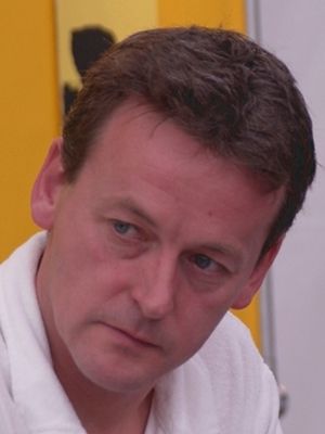 Kenneth Glenaan - AdoroCinema