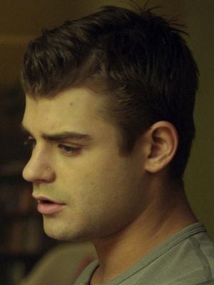 Garrett Clayton - AdoroCinema