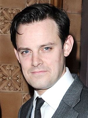 Harry Hadden-Paton - AdoroCinema