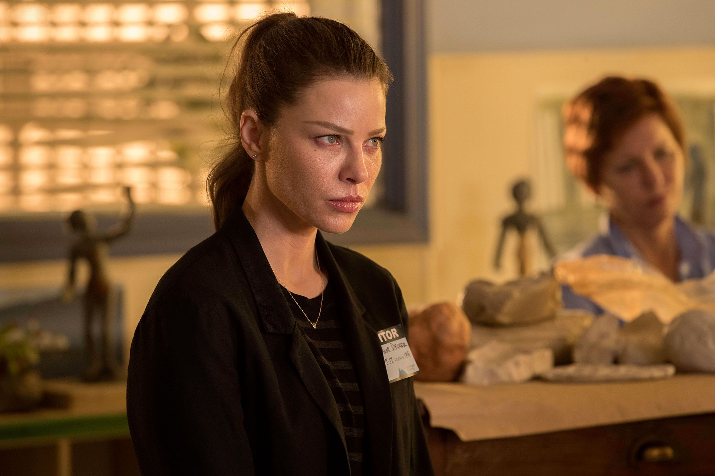 Lucifer : Lucifer : Fotos Lauren German - 249 no 430 - AdoroCinema